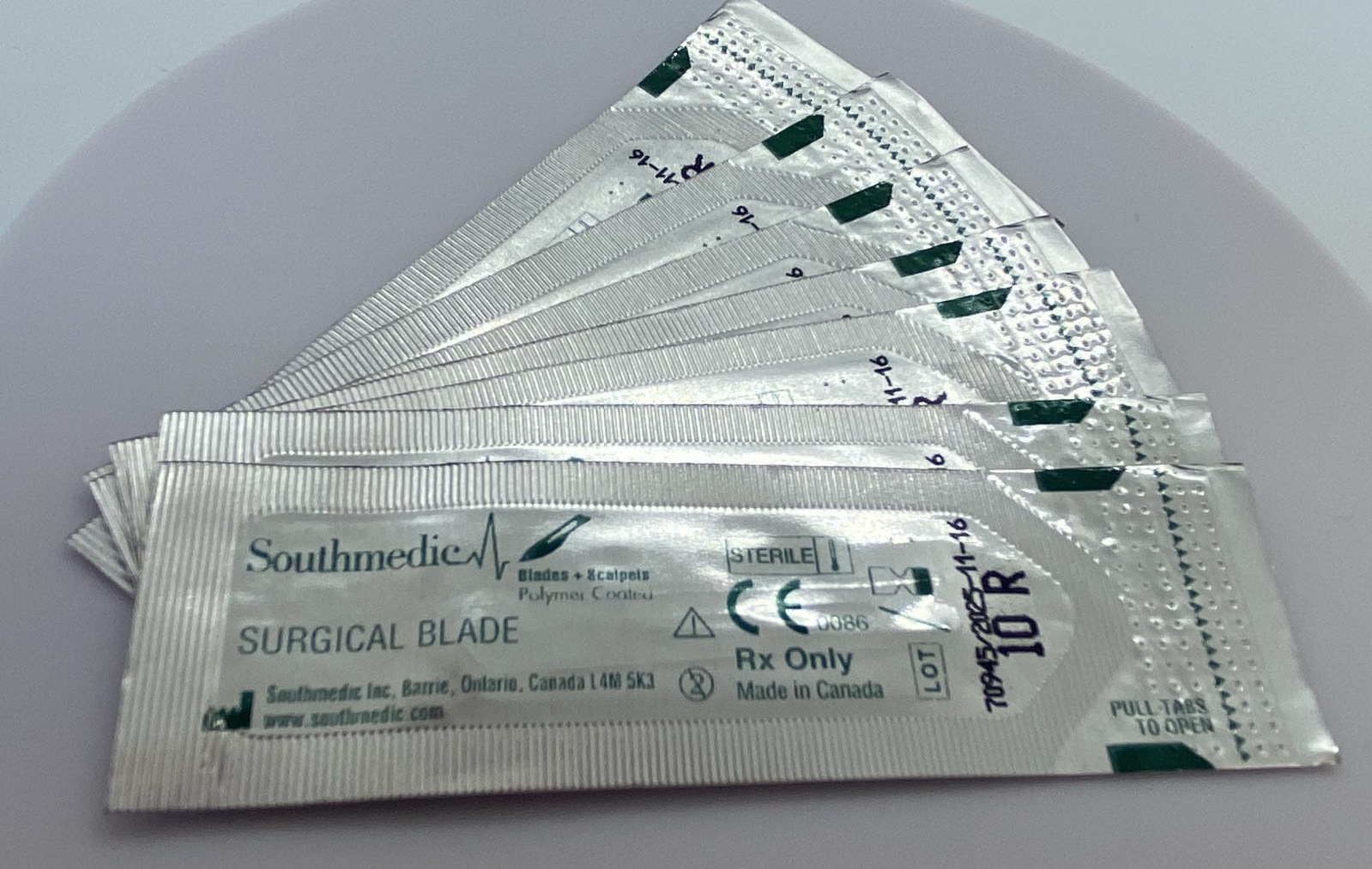 10 R Southmedic Dermaplane Blades | Dermaplaning Australia